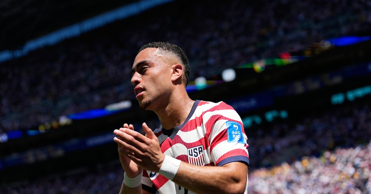 Amerika met Dest als sterke troef langs Australië: PSV-spits Pepi komt ...