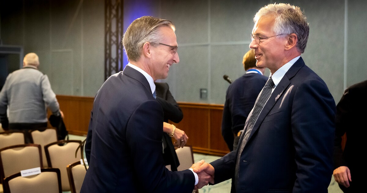 Werknemers van Philips verliezen hun baan door fouten van management en bestuurders bij de apneu ...