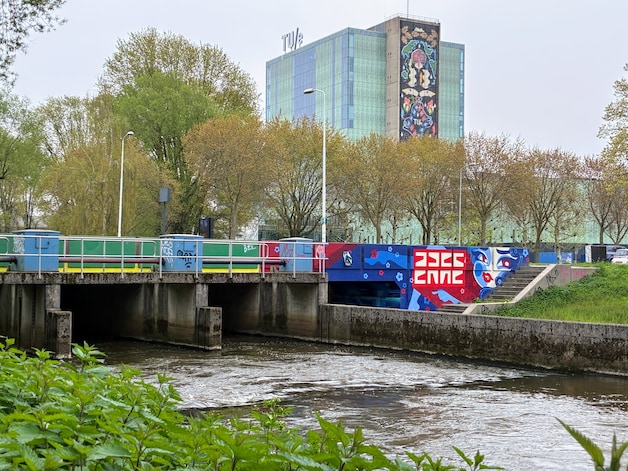 Paddenstoel moet wijken voor woontoren van 110 meter, nieuwe plek langs ...