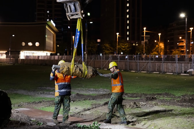 Aircraft bomb removed from Stationsplein in lightning operation ...
