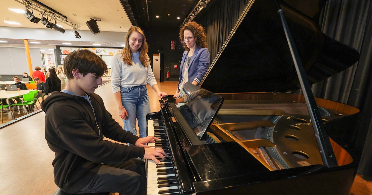 Het bedankje dat Nick (15) speelt op school in Best, krijgt gulle gever ...