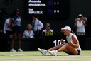 Nederlandse tenniscoach ziet Amanda Anisimova finale kansloos verliezen, Iga Swiatek wint voor ...