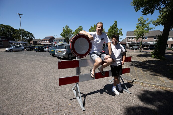 Muziek in Zeilberg 2.0: klein festival op het dorpsplein in plaats van 9Zero | Deurne | ed.nl