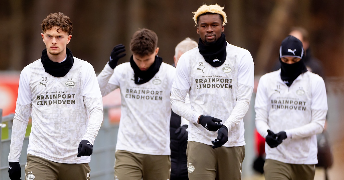 PSV gaat verdediger verhuren die dit seizoen nog geen seconde speelde ...