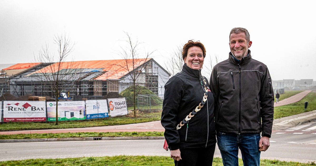 Veldhovense rozenkweker Keijsers stopt levering aan de veiling: ‘Voortaan staat de particulier ...