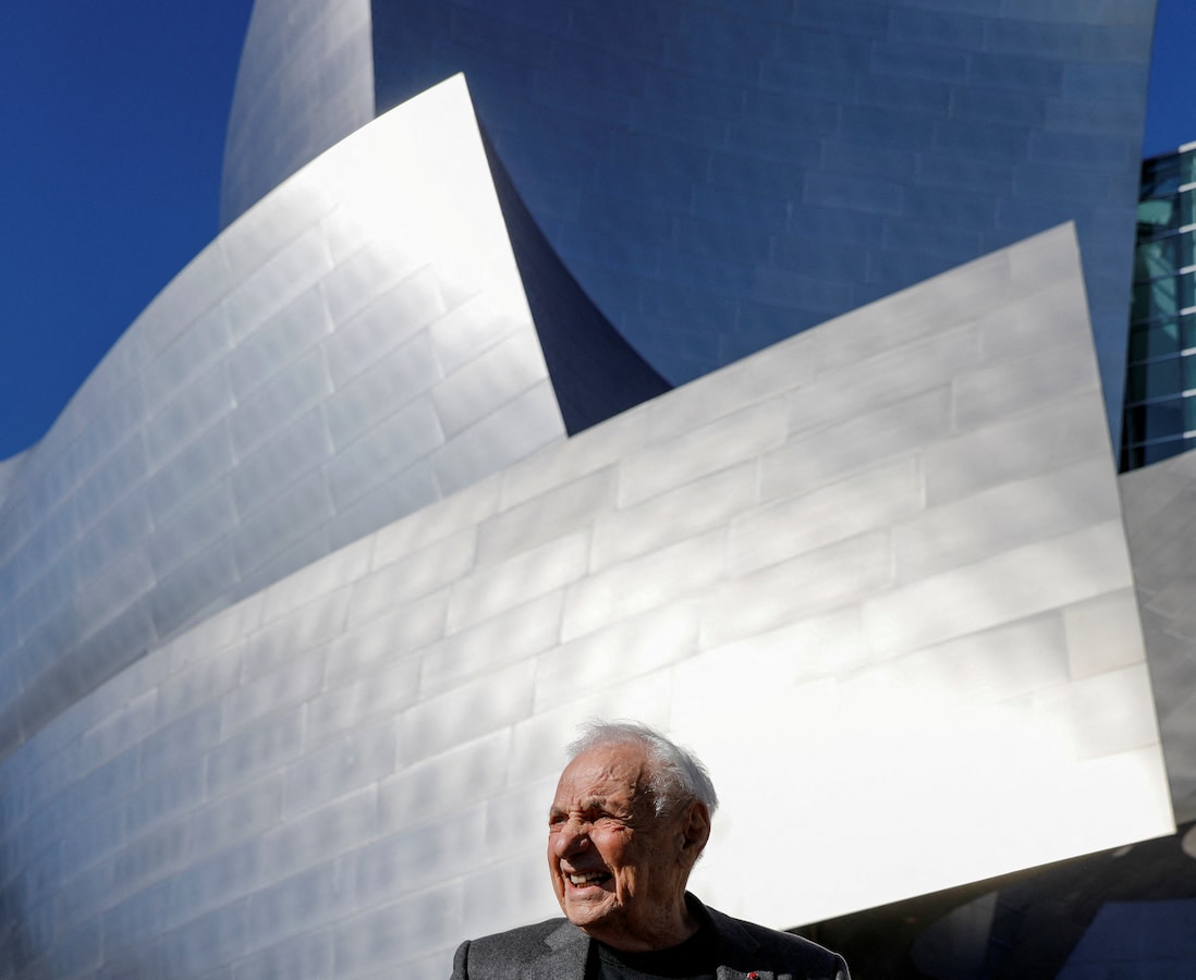 Wereldberoemde architect Frank Gehry overleden: bekend van Guggenheim ...