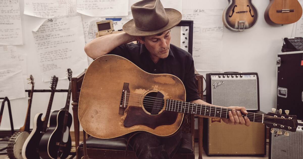 Liedjes van Gregory Alan Isakov trekken miljoenen luisteraars: hij ...