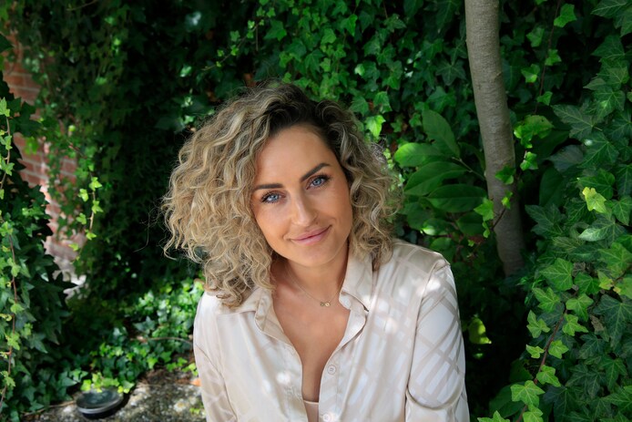 Na Sterkselnaar Rob Scheepers nu ook Iris Rulkens (Leende) en Eveline ...