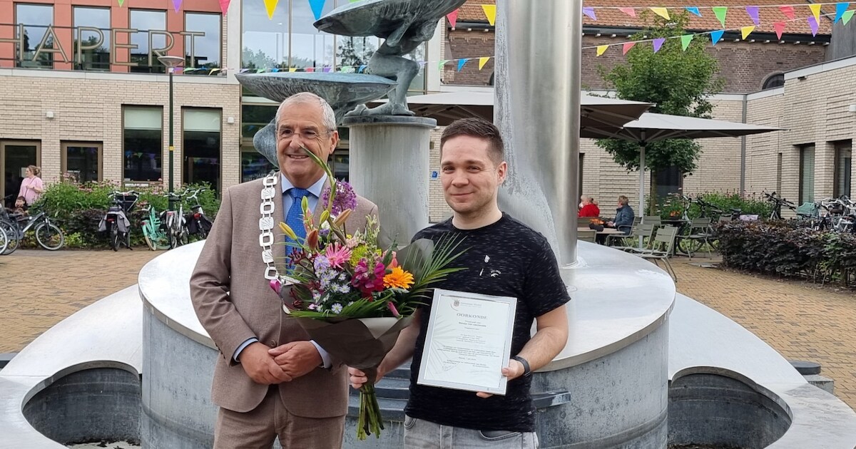 Gemeentelijke onderscheiding voor Mike Vosters uit Hoogeloon | Bladel ...