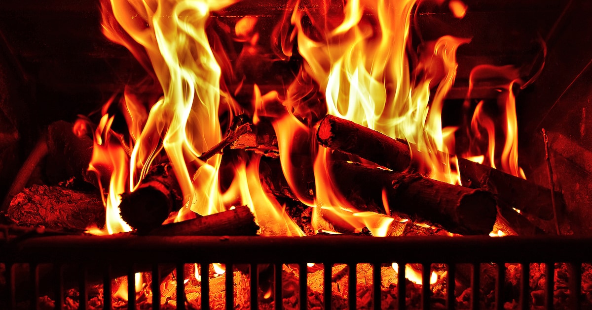 ‘Met hout stoken en BBQ verziek je de lucht van je buren’ | Opinie | ED.nl