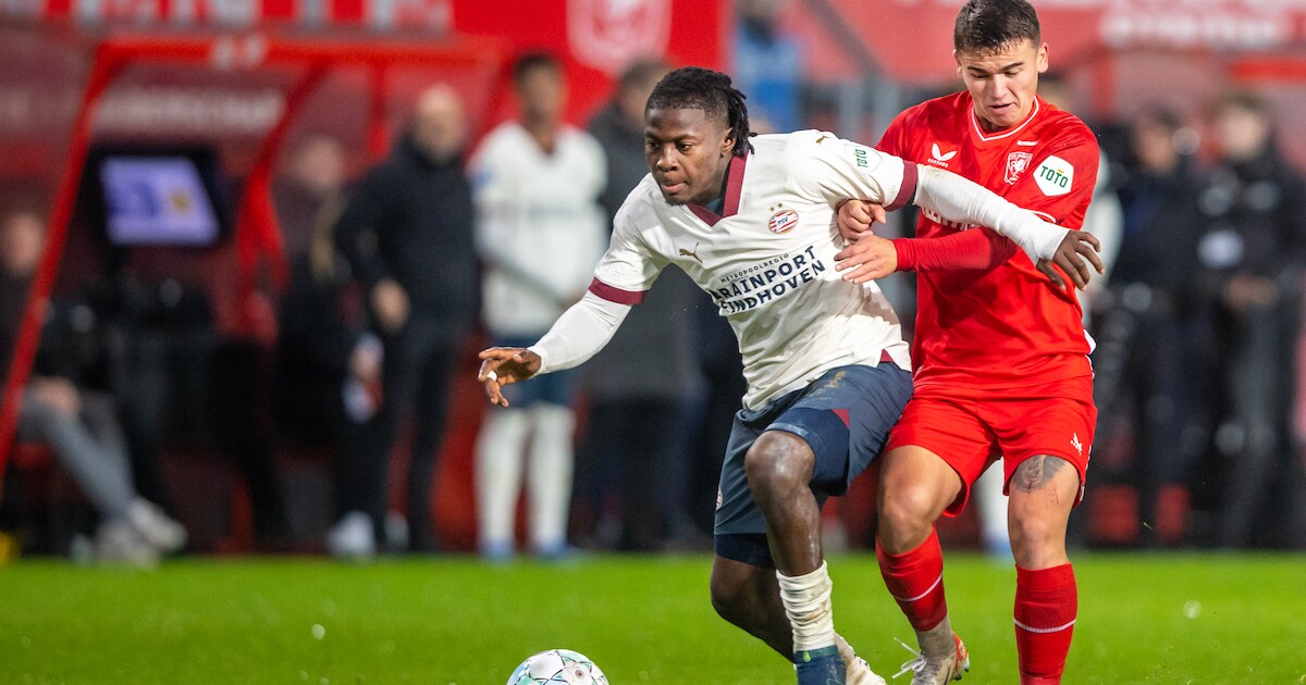 PSV heeft het de laatste jaren niet makkelijk bij FC Twente: zo verliepen de laatste ...
