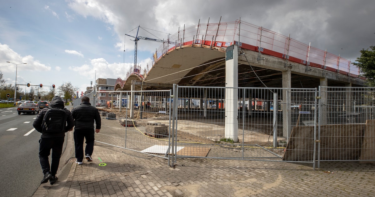 Nieuw leven voor 70 jaar oude karakteristieke bedrijfshallen op De Hurk ...