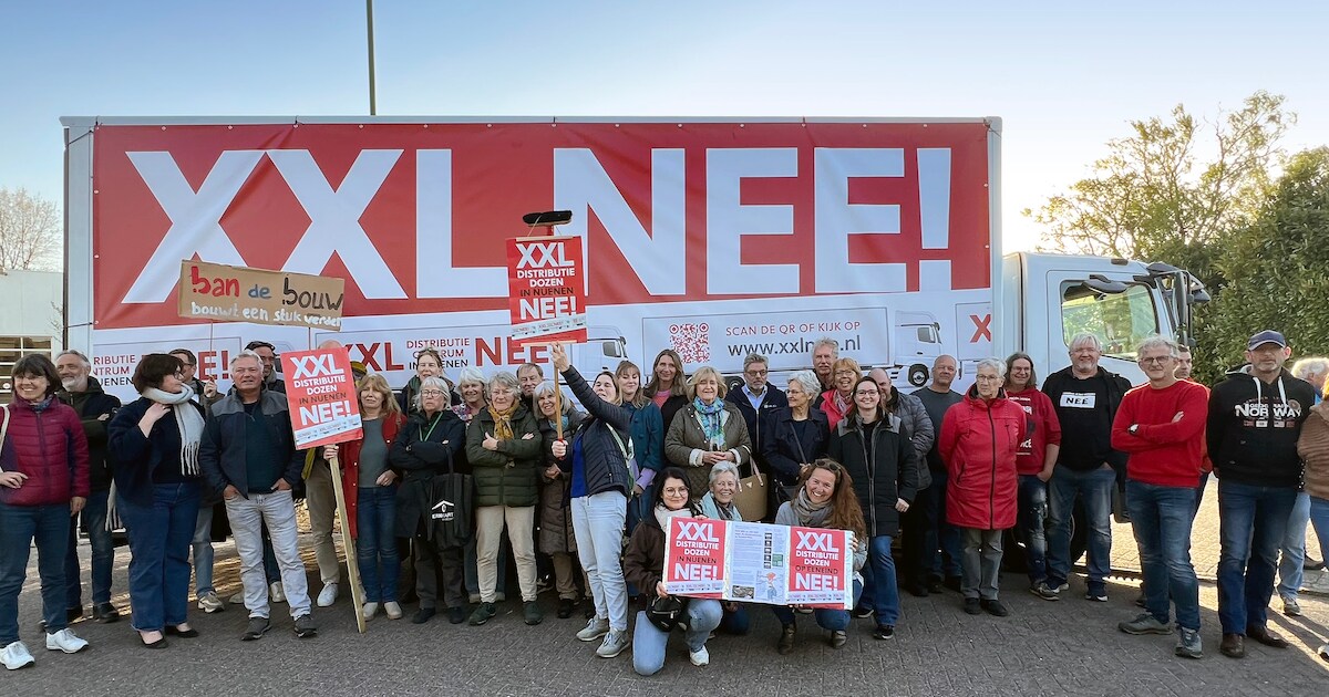 Tegenstanders van ‘distributiedozen’ op Eeneind-West hopen op massale ...