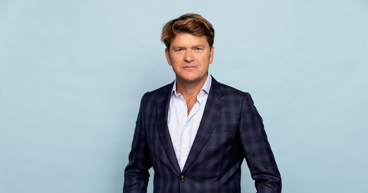 Het liefst zou de oude man de hele steiger uit elkaar rukken | Mezza ...