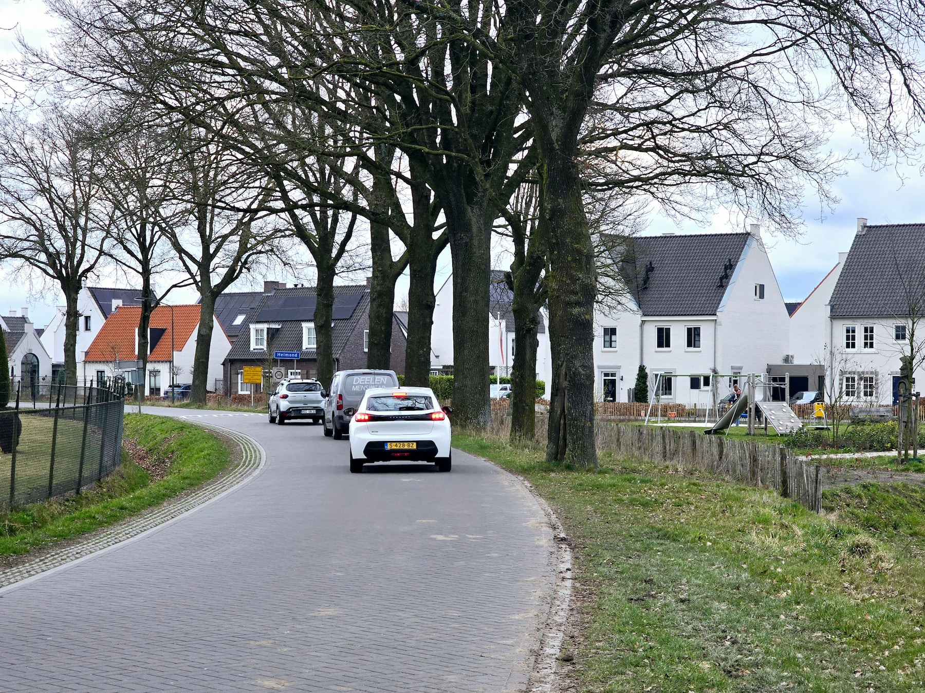 Vernieuwde seksbioscoop in Helmond open voor bezoekers: ‘Hier loert de vrouw niet mee’ | Helmond ...