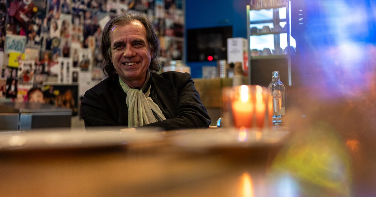 Troost in tijden van misère: ‘popster-psychiater’ Dirk De Wachter ...