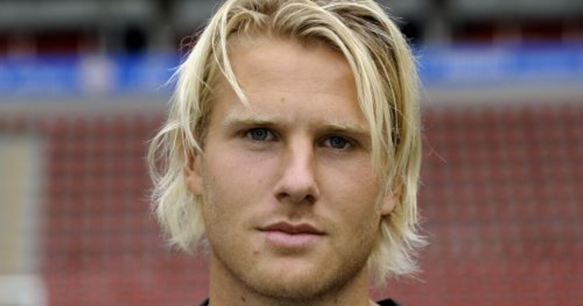 Rode kaart voor Ola Toivonen | PSV | ED.nl