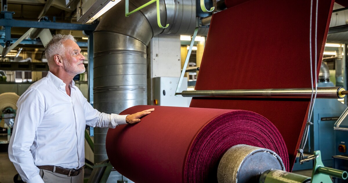 Raymakers na 250 jaar in buitenlandse handen: Helmonds velours voor ...