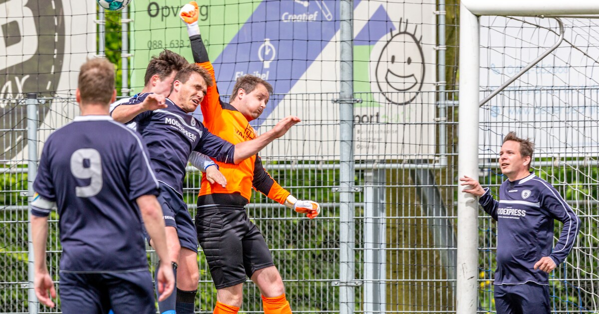 Deurnese broederstrijd op voetbalveld beslist: ‘Juichen om iedere goal ...