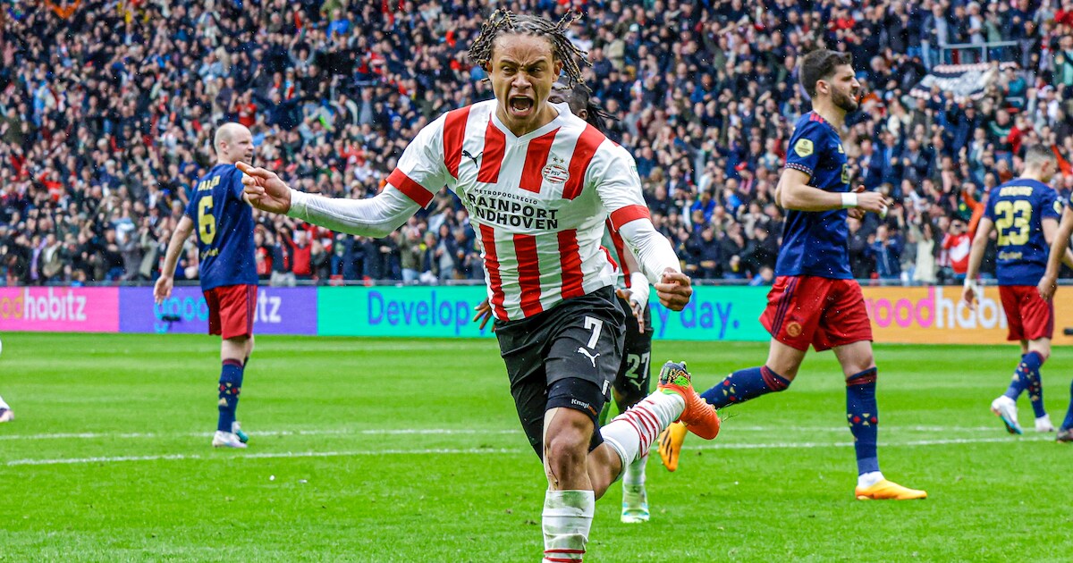 PSV heeft tijdens de bekerfinale genoeg te kiezen en gaat op voor de ...