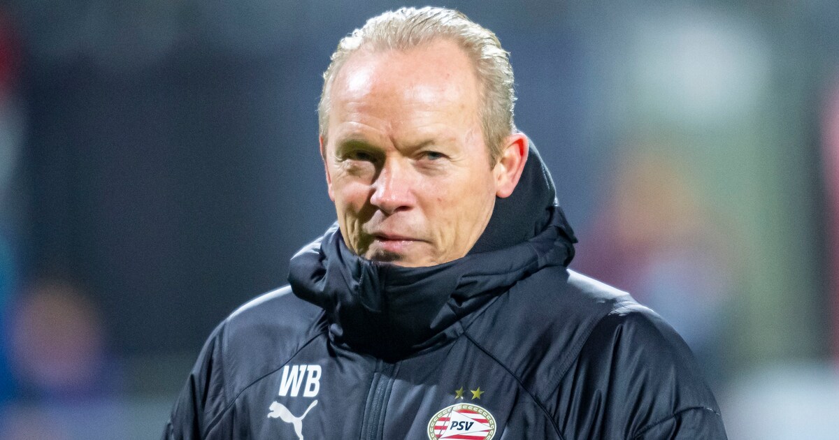 Trainer Wil Boessen legt na nieuwe tegenslag nog eens uit wat Jong PSV ...