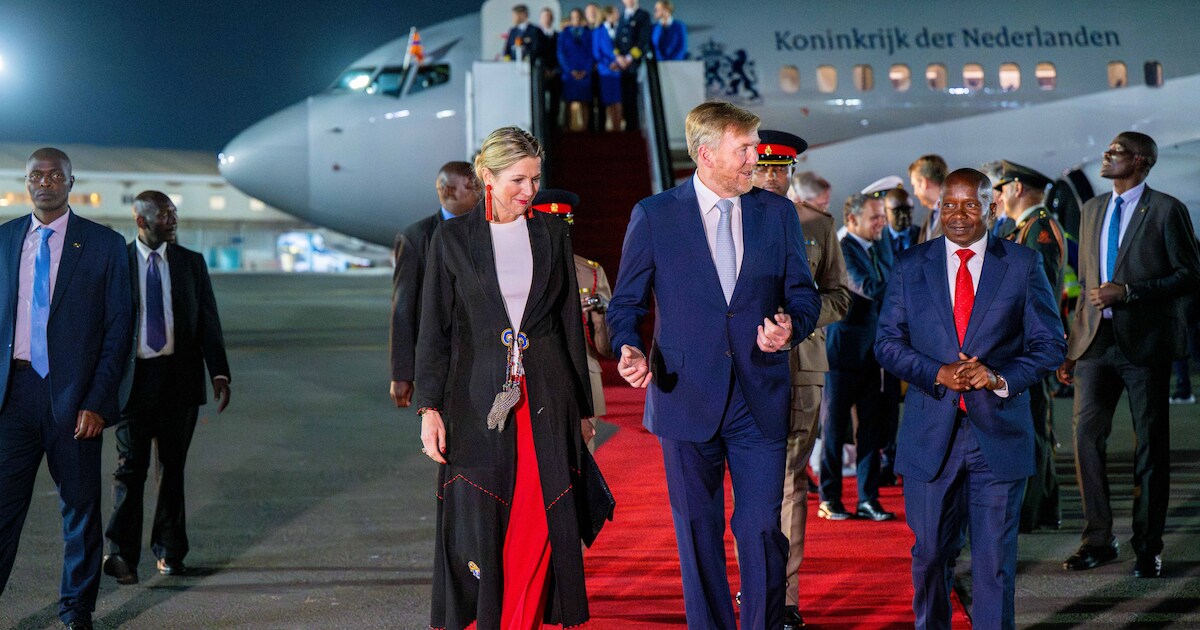 Outfits staatsbezoek Kenia: Máxima's vest uit 2007 kwam weer uit de ...
