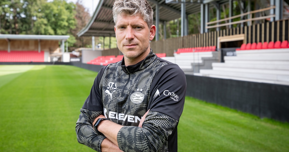 Stijn Schaars begint aan een nieuw leven bij PSV en vertelt over zijn plan van aanpak als ...