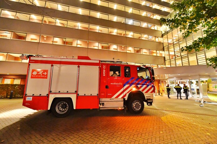 Matras vat vlam in verzorgingshuis in Veldhoven, bewoonster nagekeken ...