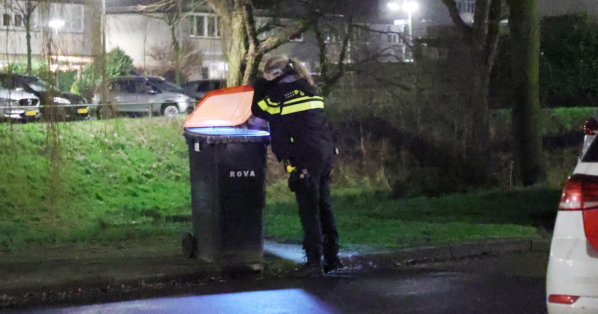 Politie kamt woningen en tuinen in Amersfoort uit voor urgente ...