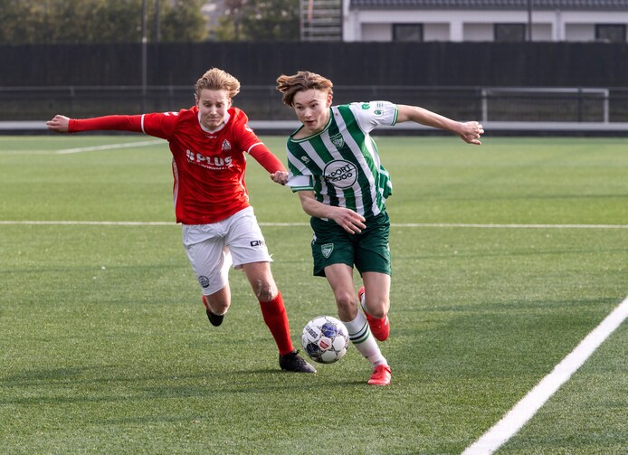 Debuterende Joep Kivits (17) kan nederlaag Brandevoort tegen 'buurman ...