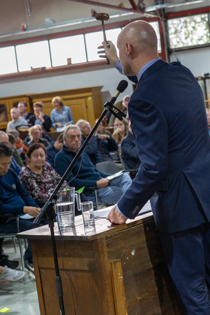 Veiling Kringloop de Kempen levert 10 mille voor goede doelen op ...