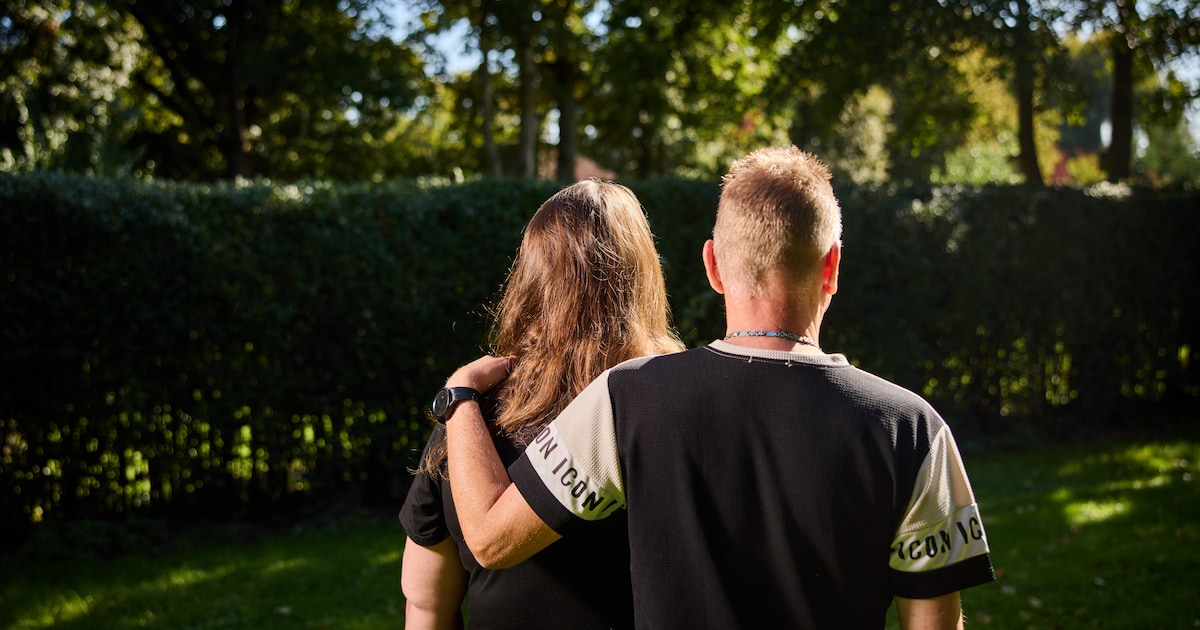 Nooit hadden Suzanne en Henk iets achter hun campinggenoot gezocht, tot ...