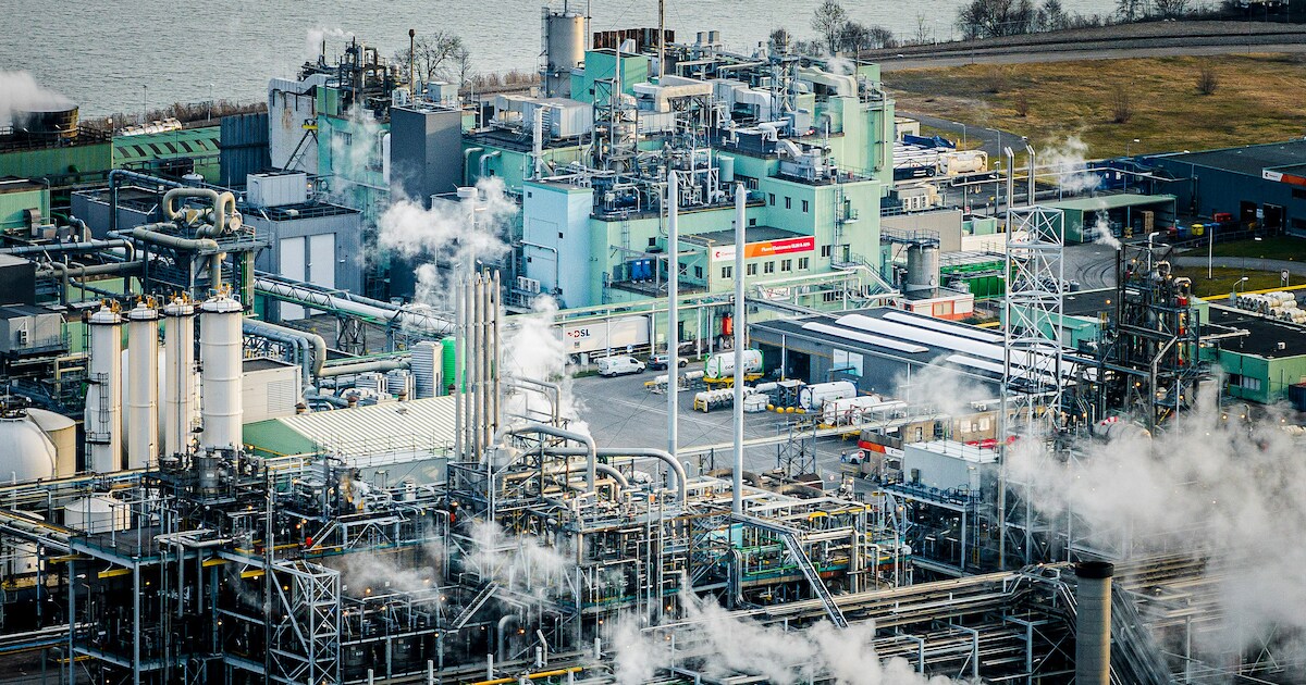 Extra advocaat voor PFAS-strijd kost Helmond jaarlijks twee ton ...